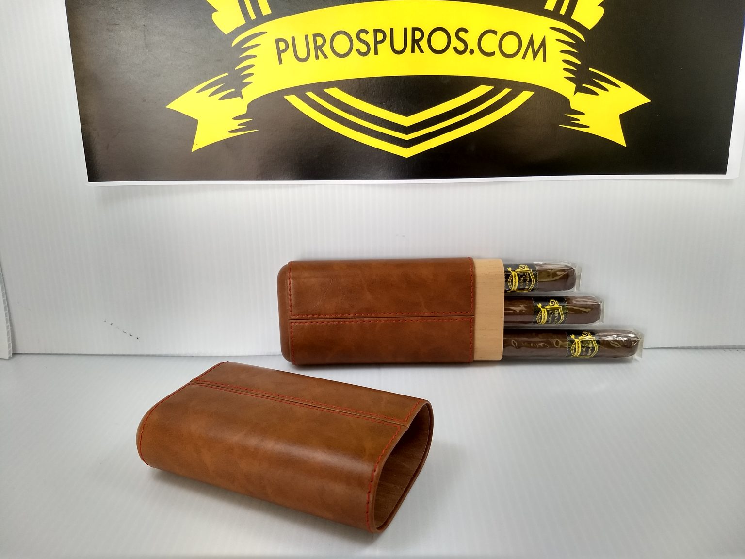 PORTA PUROS PIEL Y MADERA – Puros Puros